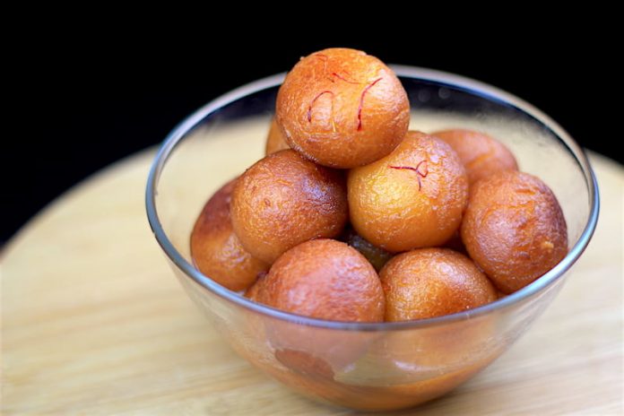 gulab jamun | using milk powder | instant gulab jamun recipe – Yum Curry