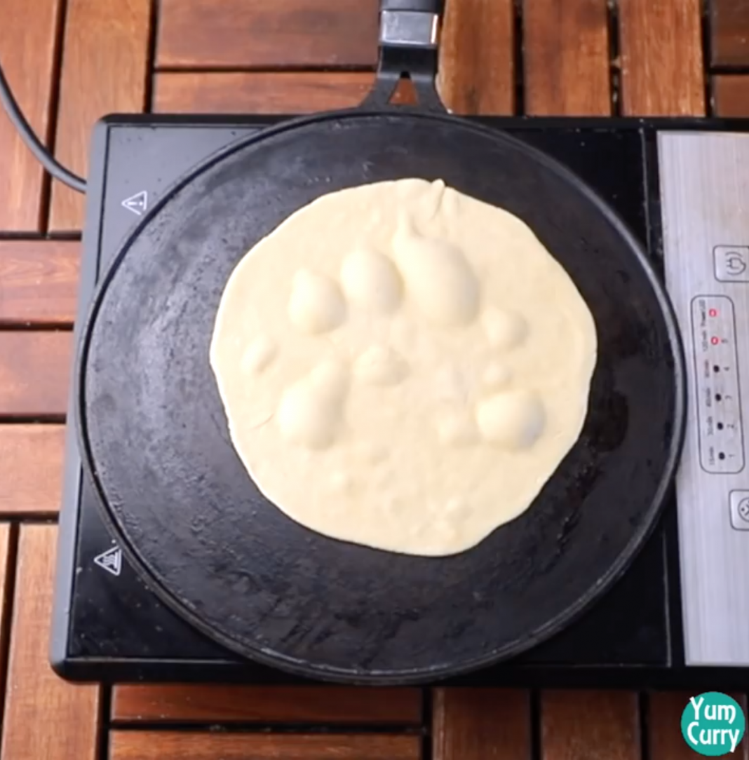 Tandoori roti – tandoori roti on tawa – Yum Curry