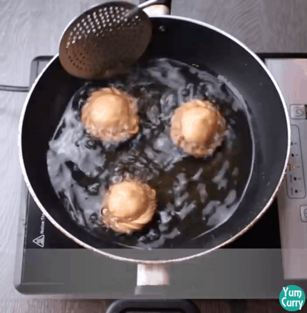 Chandrakala recipe - home made chandrakala - Yum Curry