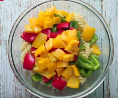 Pasta salad recipe – how to make pasta salad – Yum Curry